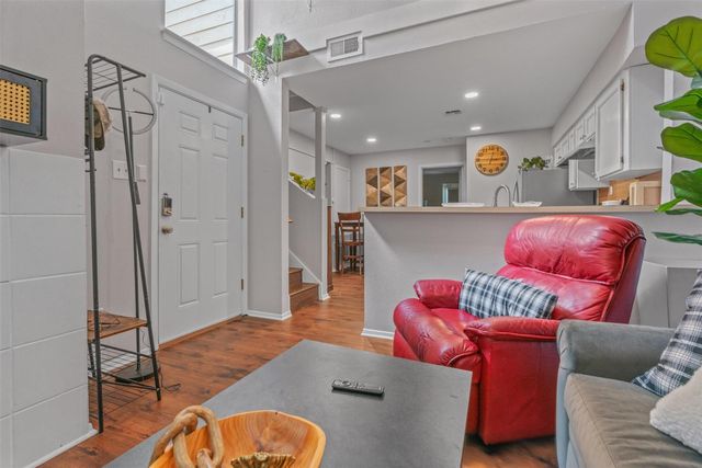 78745 Homes For Sale & 78745 Real Estate - 367 Homes | Trulia