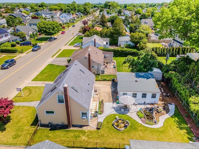 Plainview, NY Homes For Sale & Plainview, NY Real Estate | Trulia