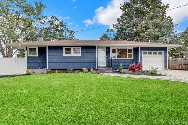 11720 Homes For Sale & 11720 Real Estate - 48 Homes | Trulia