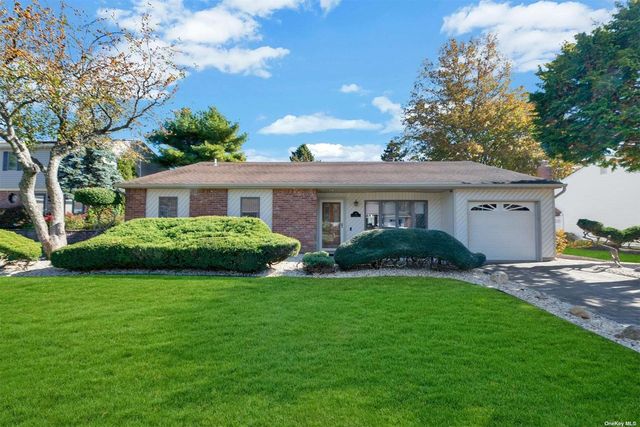 Holbrook, NY Homes For Sale & Real Estate