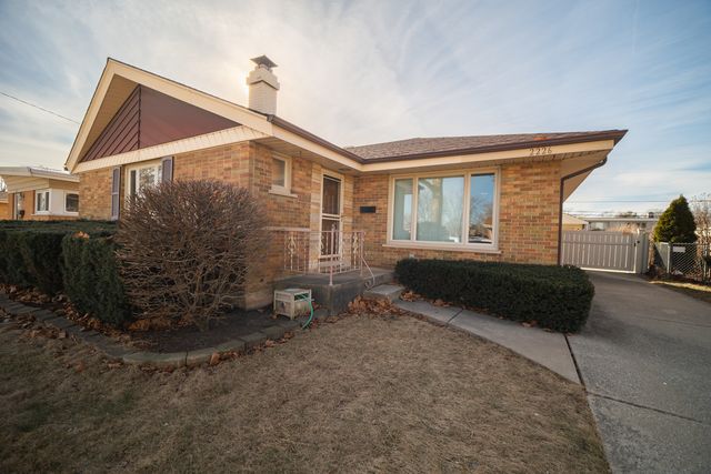 Westchester, IL Homes For Sale & Real Estate