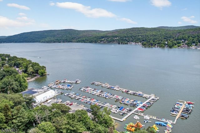 Hewitt, NJ Homes For Sale & Real Estate - 62 Homes | Trulia