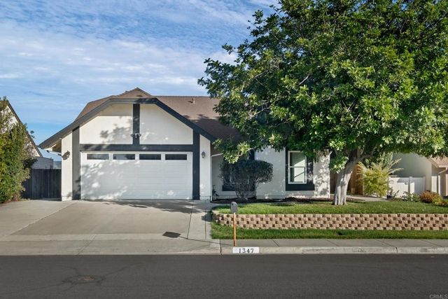 Vista, CA Single Family Homes For Sale - 92 Listings | Trulia
