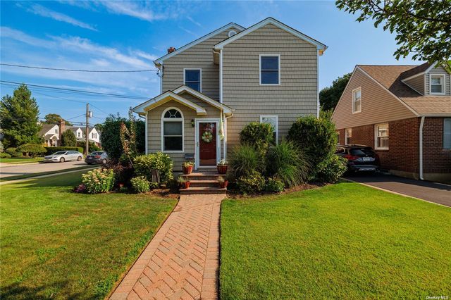 Baldwin, NY Homes For Sale & Real Estate