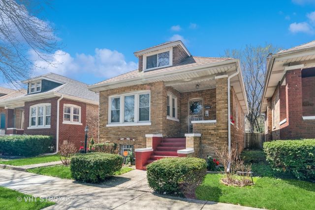 1346 N Waller Ave, Chicago, IL 60651 - See Est. Value, Schools & More