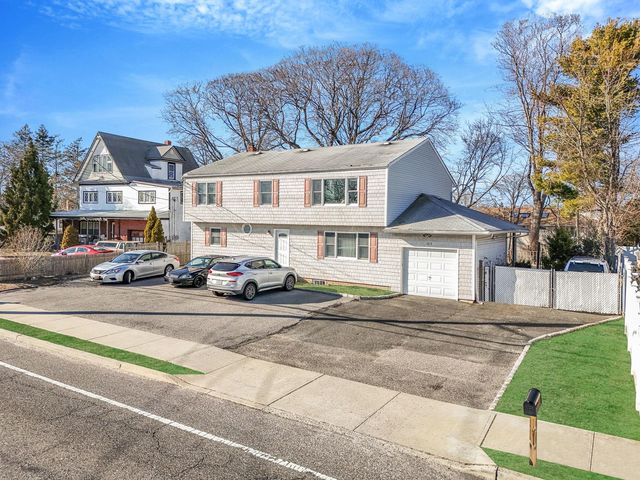 Holbrook, NY Homes For Sale & Real Estate