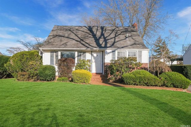 Wantagh, NY Homes For Sale & Wantagh, NY Real Estate | Trulia