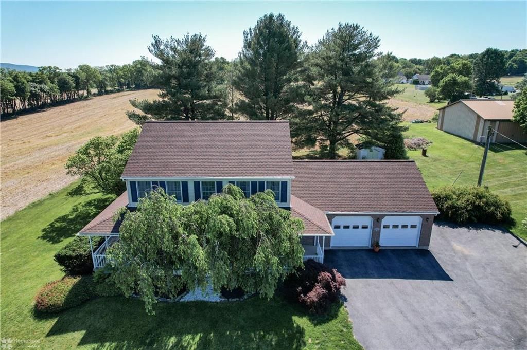 970 Pear Rd, Walnutport, PA 18088 - See Est. Value, Schools & More