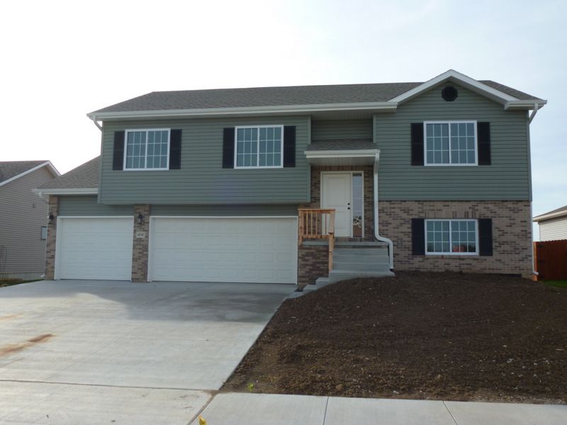 14541 Bailie St, Waverly, NE 68462 - See Est. Value, Schools & More