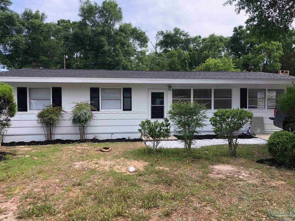 6561 Hamilton Bridge Rd, Milton, FL 32570 - See Est. Value, Schools & More