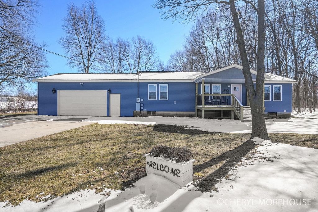 96 136th Ave, Wayland, MI 49348 - See Est. Value, Schools & More