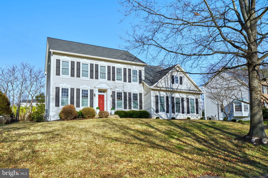 7827 Virginia Oaks Dr, Gainesville, VA 20155 - See Est. Value, Schools ...