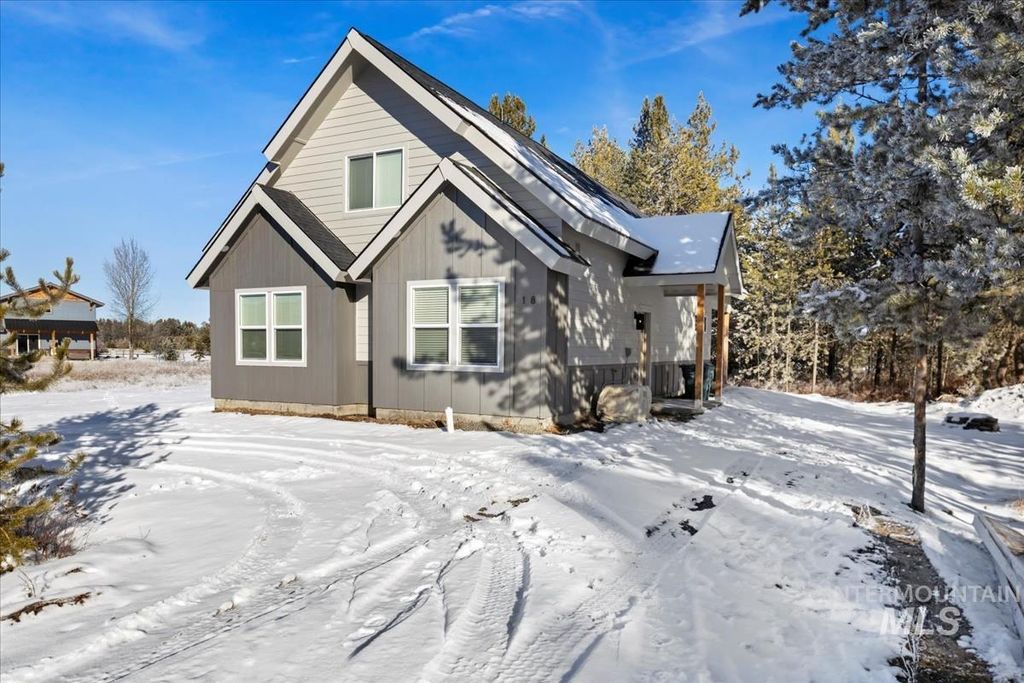 18 White Fir Loop, Donnelly, ID 83615 | MLS# 98896611 | Trulia