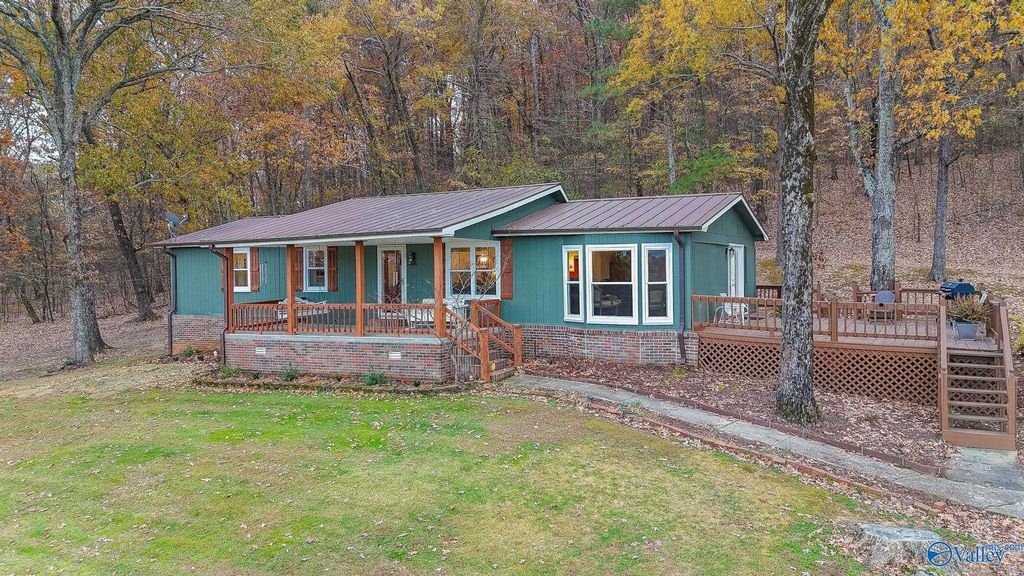 132 County Road 142, Town Creek, AL 35672 | MLS# 21904245 | Trulia