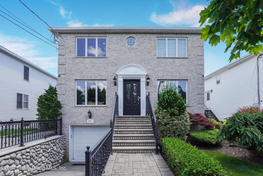 481 Main St, Staten Island, NY 10307 - See Est. Value, Schools & More