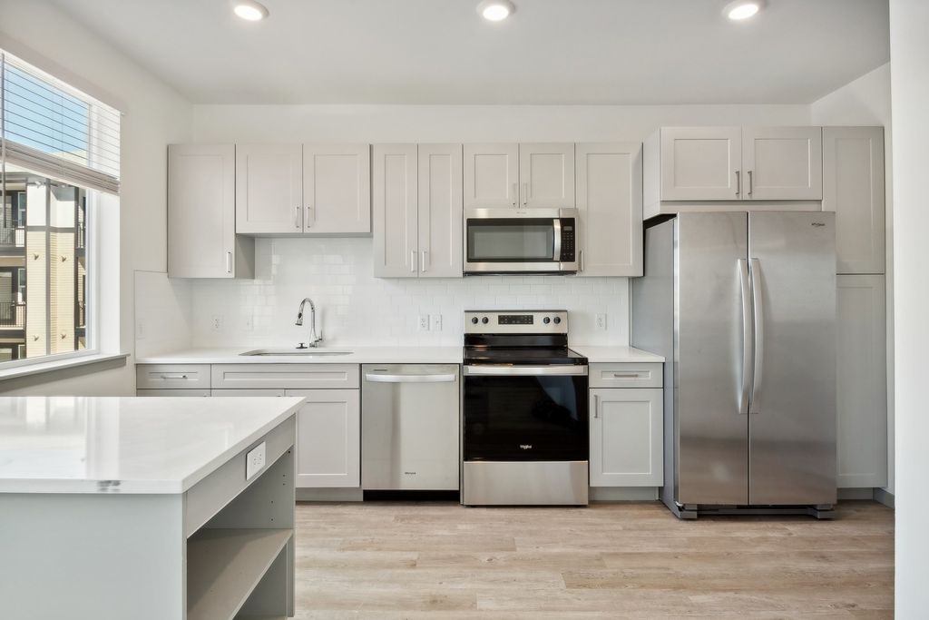 18591 E 61st Ave #430, Denver, CO 80249 | Trulia