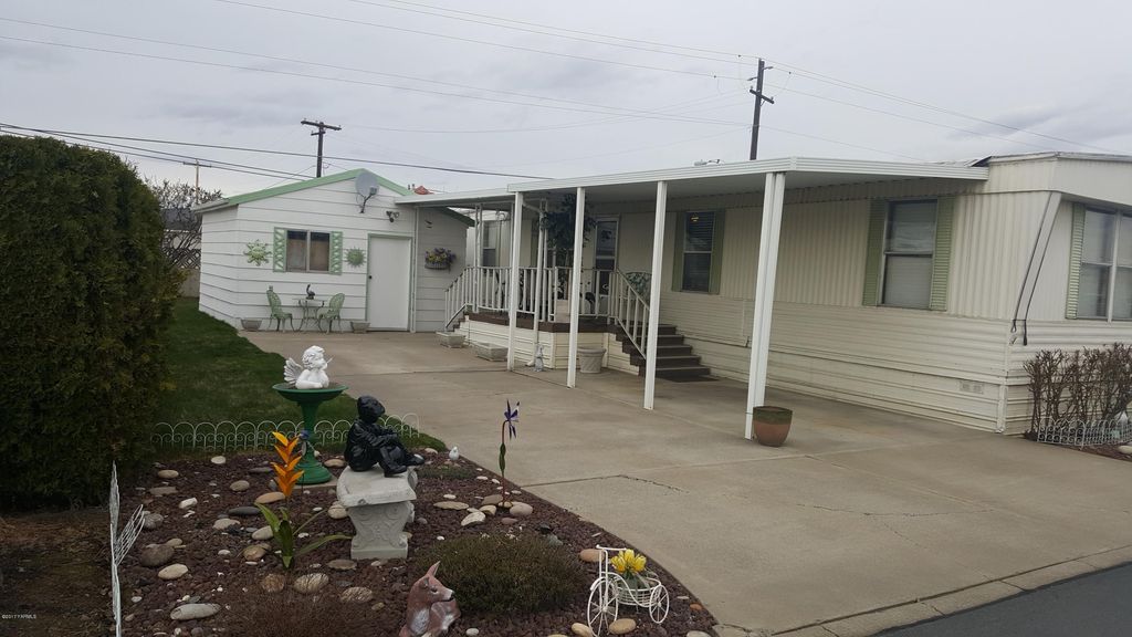 18 W Washington Ave #15, Yakima, WA 98902 - See Est. Value, Schools & More