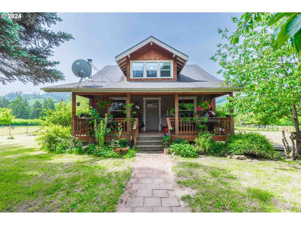 17867 Highway 42, Myrtle Point, Or 97458 - See Est. Value, Schools & More