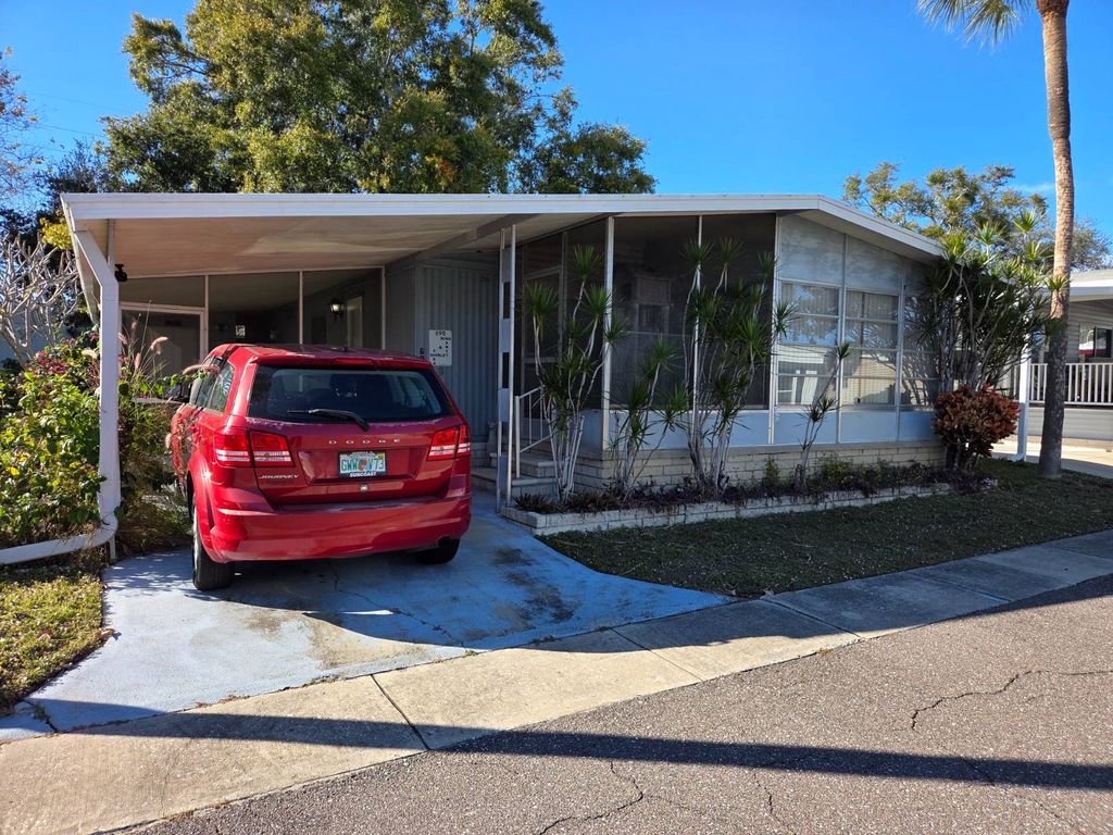 690 Red Wing Cir, Largo, FL 33770 | MLS# 11621339 | Trulia