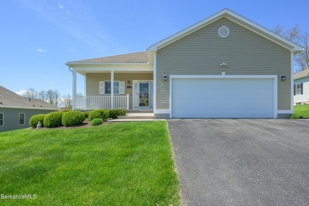 11 Cherry Hill Dr, Pittsfield, MA 01201 - See Est. Value, Schools & More