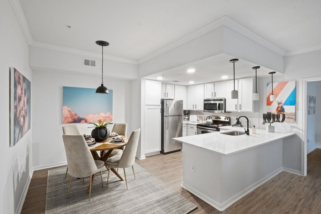 1640 E Tc Jester #1238R, Houston, TX 77008 - See Est. Value, Schools & More