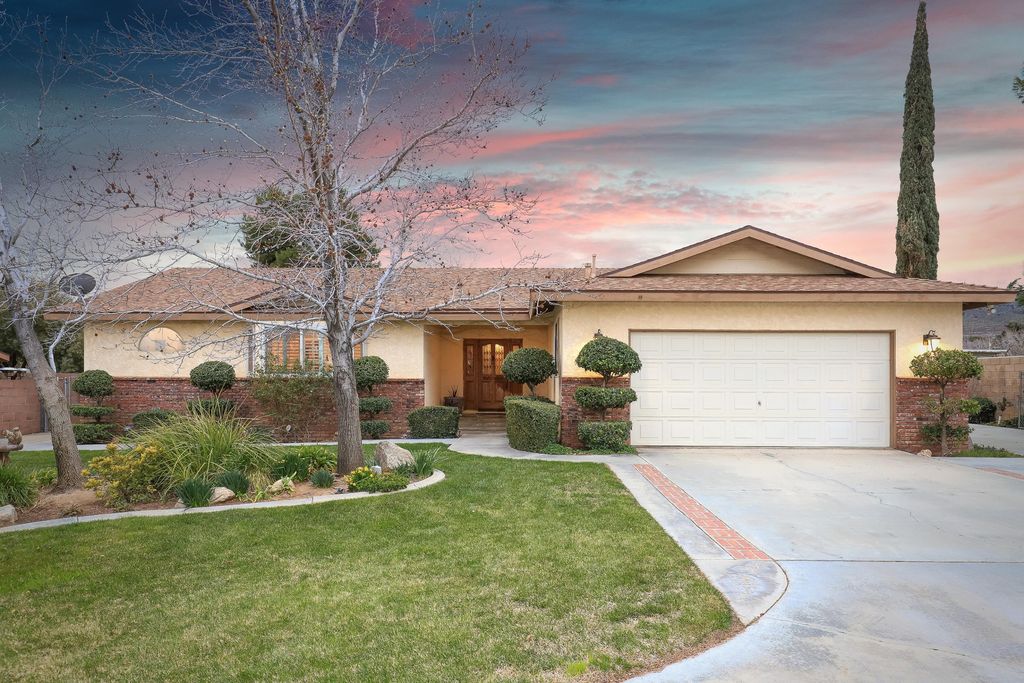 5634 W Avenue M4, Quartz Hill, CA 93536 - See Est. Value, Schools & More