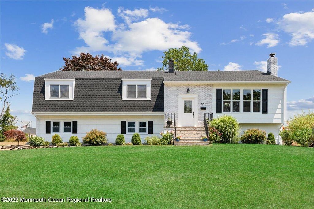 80 Old Post Road, Freehold, NJ 07728 - See Est. Value, Schools & More