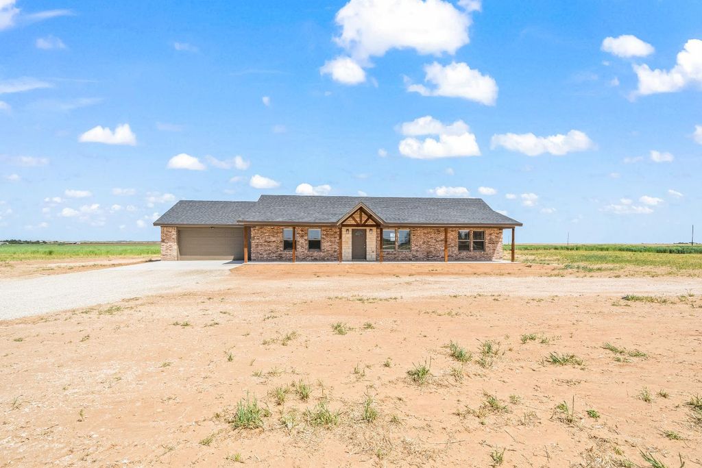 12807 County Road 3500, Slaton, TX 79364 - See Est. Value, Schools & More