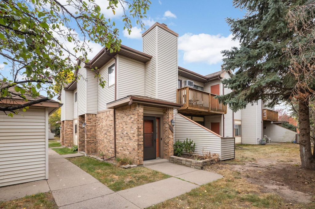 2050 Pathways Dr #21, Saint Paul, MN 55119 - See Est. Value, Schools & More