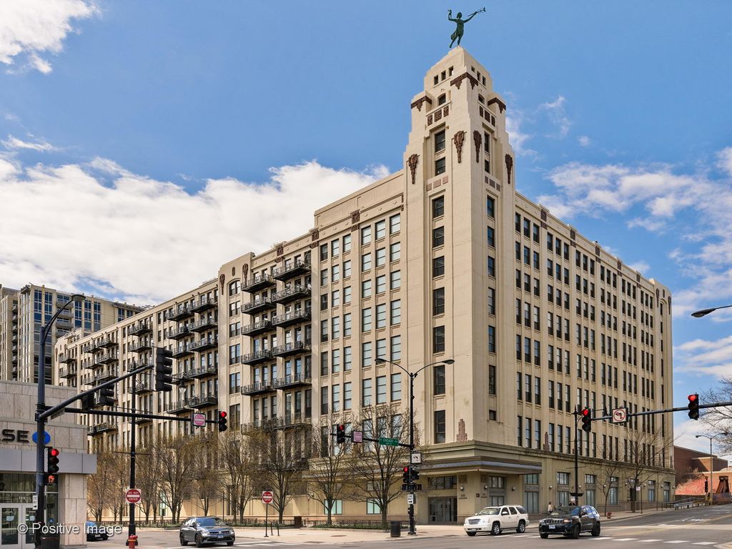 758 N Larrabee St #716, Chicago, IL 60654 | Trulia