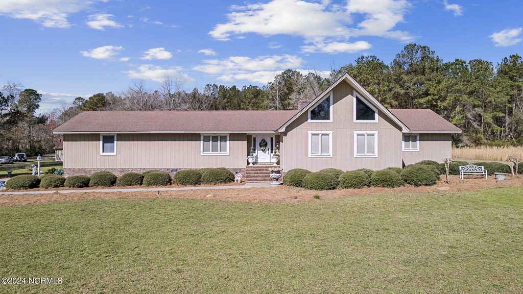12268 Joe Brown Highway S, Tabor City, NC 28463 | MLS# 100433772 | Trulia