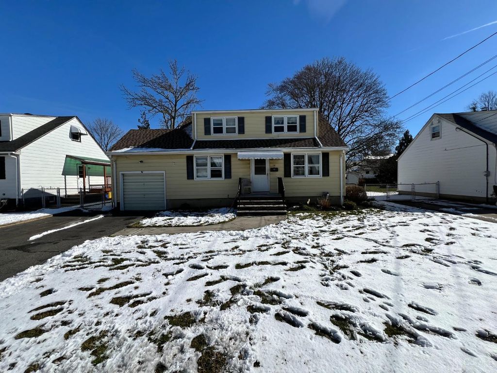 28 Highview Rd, East Brunswick, NJ 08816 - See Est. Value, Schools & More