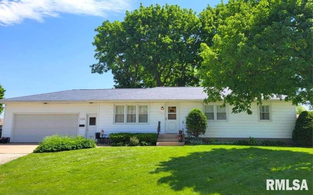 108 N Division St, Geneseo, IL 61254 - See Est. Value, Schools & More