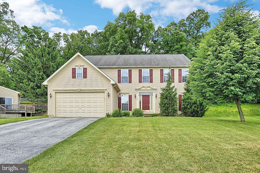 1110 Nugent Way, York, PA 17402 - See Est. Value, Schools & More