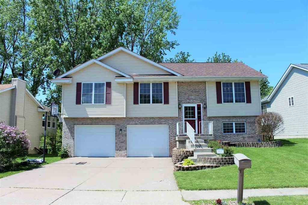 6516 Silver Creek Dr, Davenport, IA 52806 - See Est. Value, Schools & More