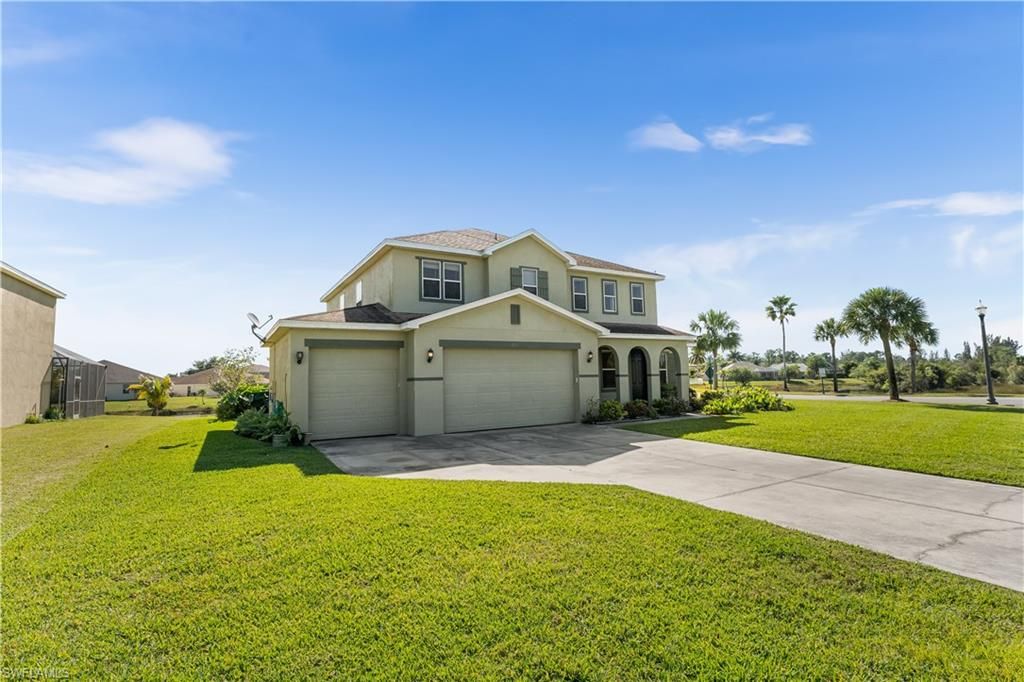 8151 Blue Daze Ct, Lehigh Acres, FL 33936 | MLS# 224096970 | Trulia