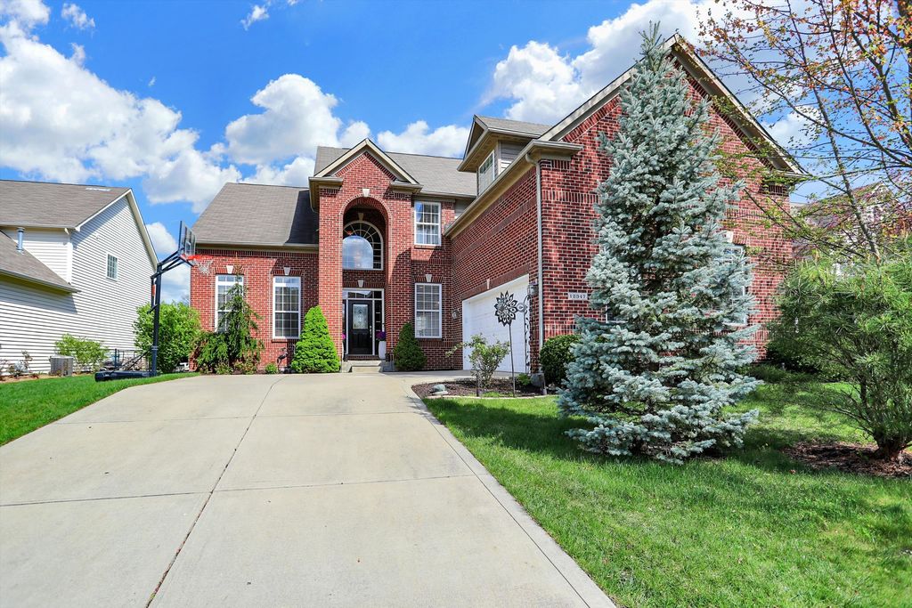 12347 Eddington Pl, Fishers, IN 46037 - See Est. Value, Schools & More