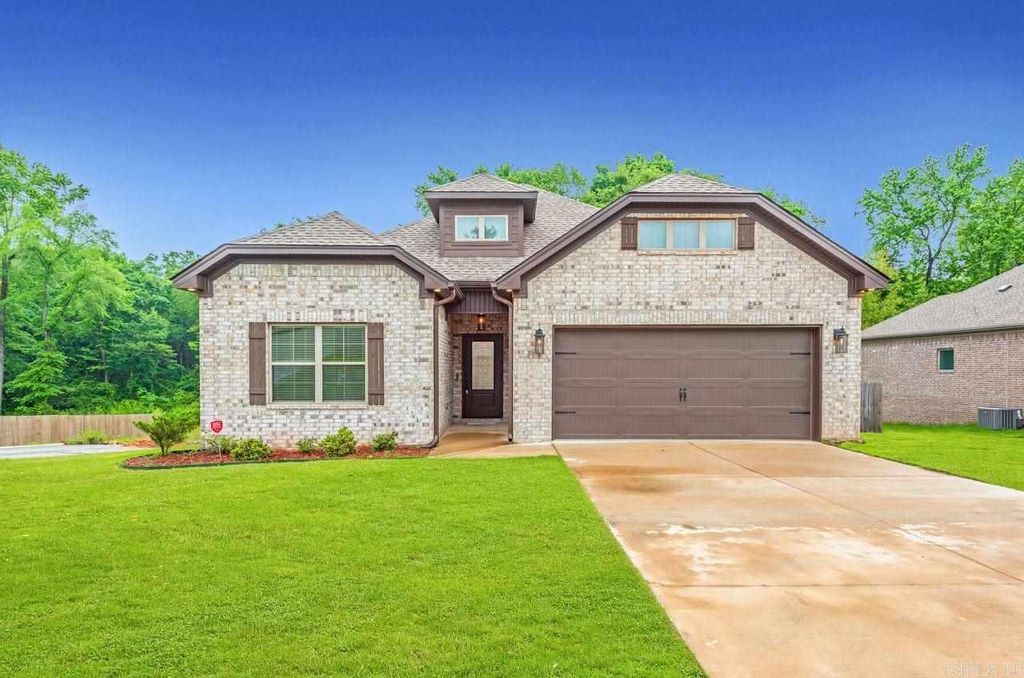 5400 Aviator Dr, Jacksonville, AR 72076 | Trulia