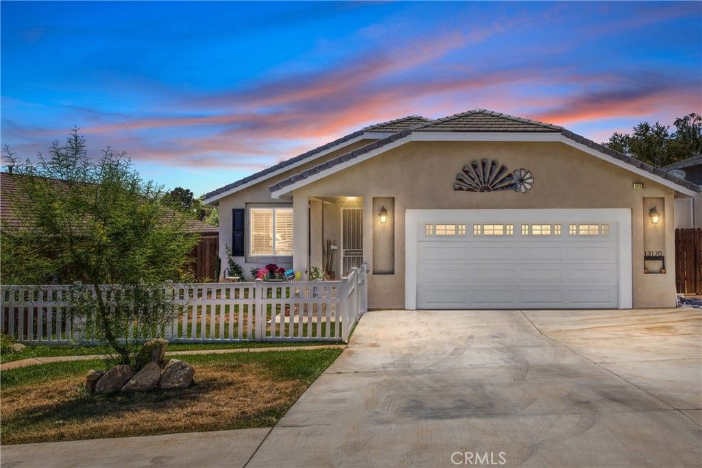 13170 6th Pl, Yucaipa, CA 92399 - See Est. Value, Schools & More
