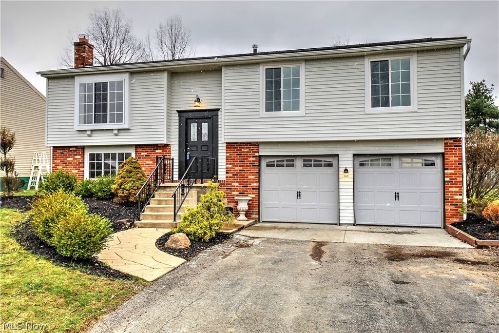 5697 Tulane Ave, Youngstown, OH 44515 - See Est. Value, Schools & More