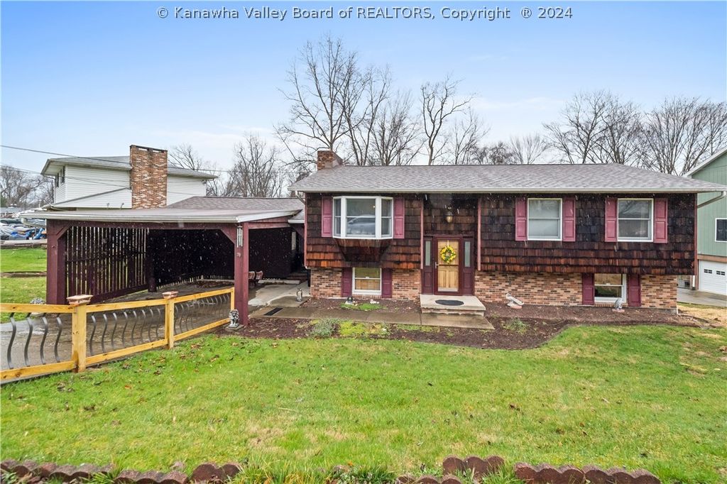 2082 Terry Rd, South Charleston, WV 25309 - See Est. Value, Schools & More