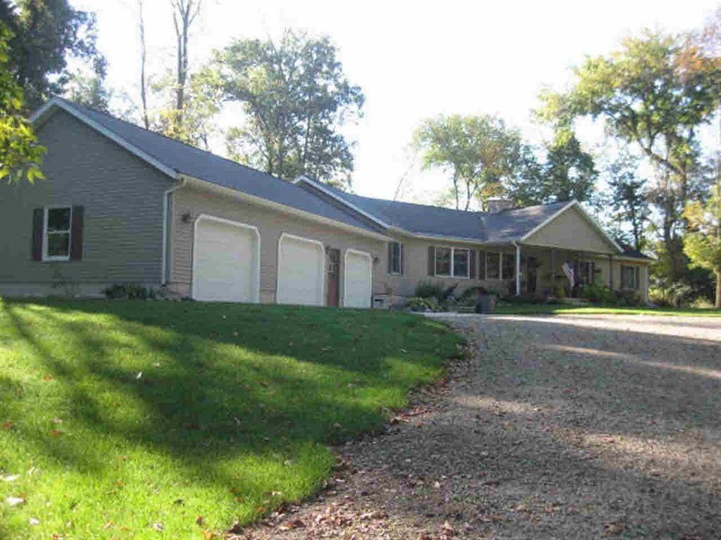 14840 County Road 108, Middlebury, IN 46540 | Trulia 14840 County Road 108, Middlebury, IN 46540 | Trulia