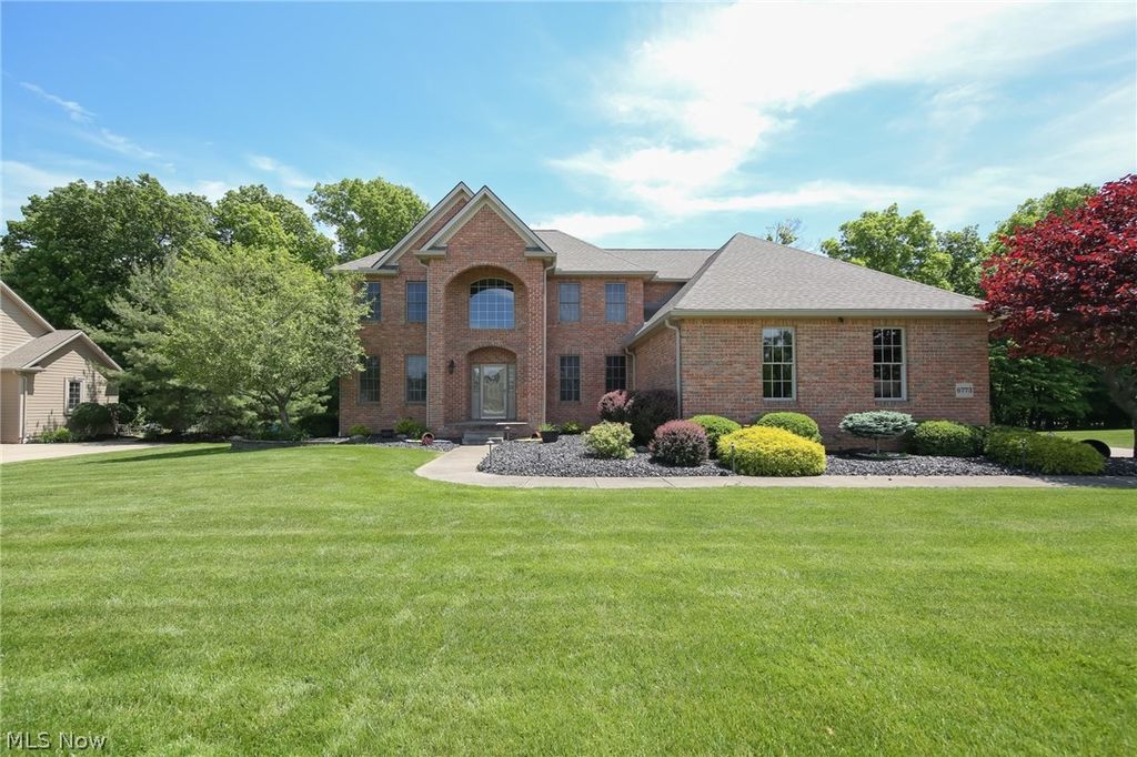 6773 Kyle Ridge Pointe, Canfield, OH 44406 - See Est. Value, Schools & More