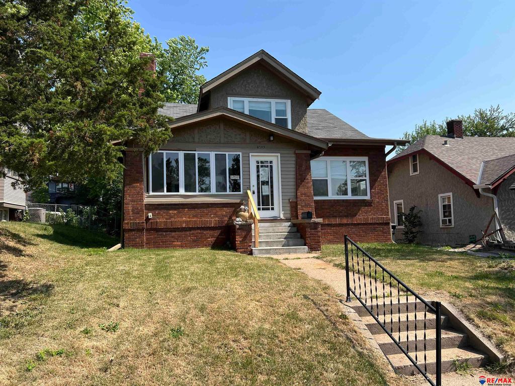 3022 Nicholas St, Omaha, NE 68131 | Trulia