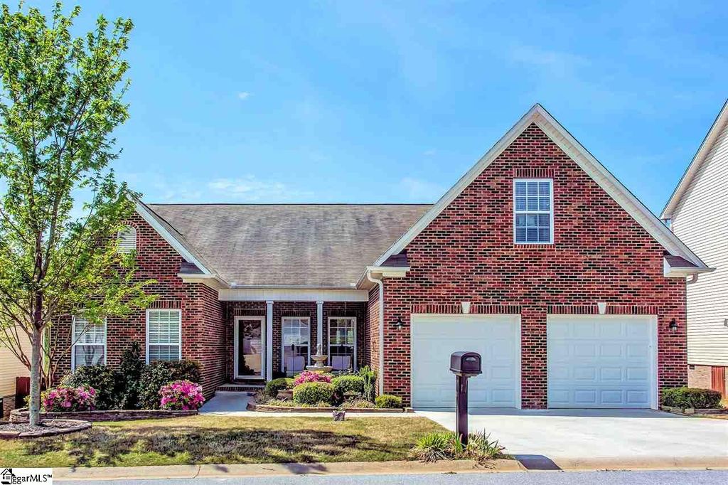 9 Roberts Hill Dr, Taylors, SC 29687 - See Est. Value, Schools & More