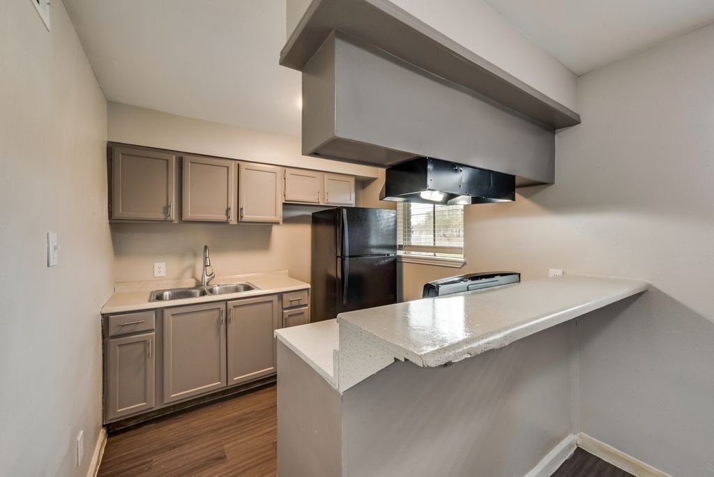 8217 Fulton St #105, Houston, TX 77022 | Trulia