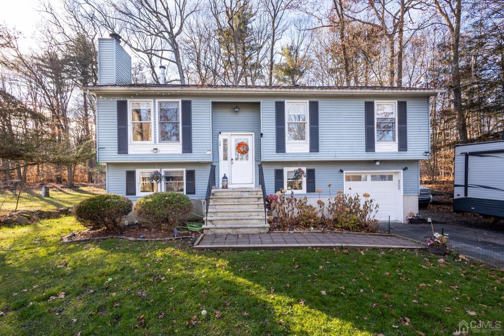 34 Alpine Ct, Hewitt, NJ 07421 - See Est. Value, Schools & More