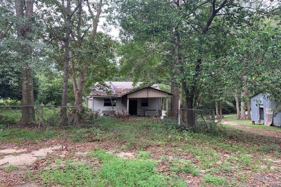 148 Holton Harris Rd, Anacoco, LA 71403 - See Est. Value, Schools & More