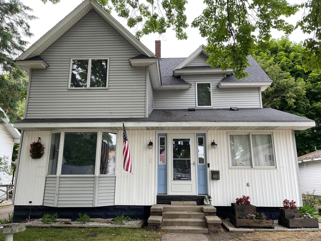 403 4th St, Ludington, MI 49431 - See Est. Value, Schools & More
