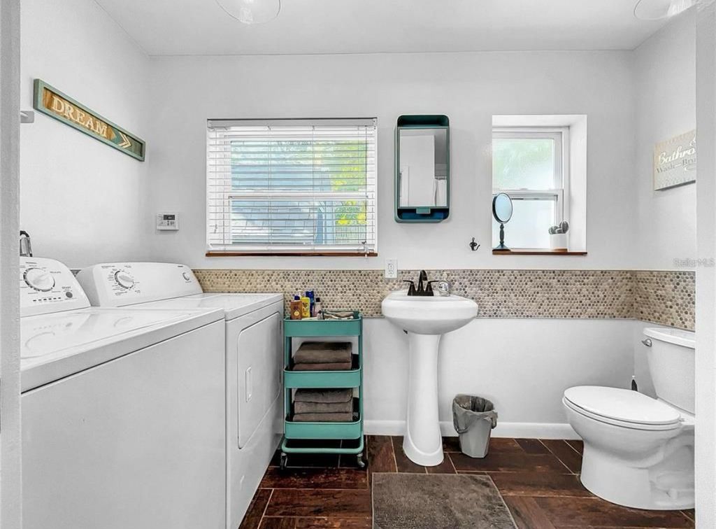 405 E Mohawk Ave, Tampa, FL 33604 - See Est. Value, Schools & More